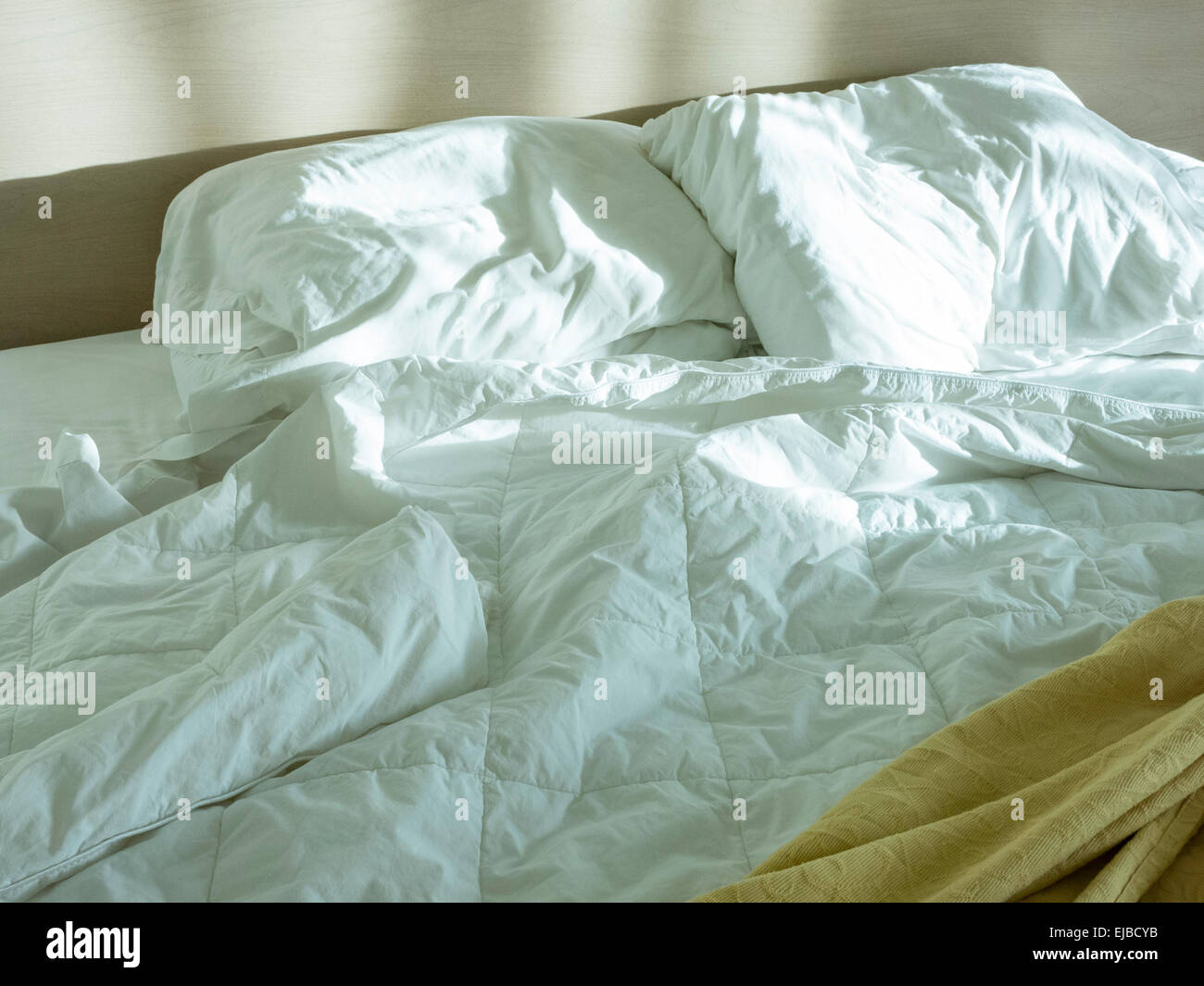 Messy sheets hi-res stock photography and images - Alamy
