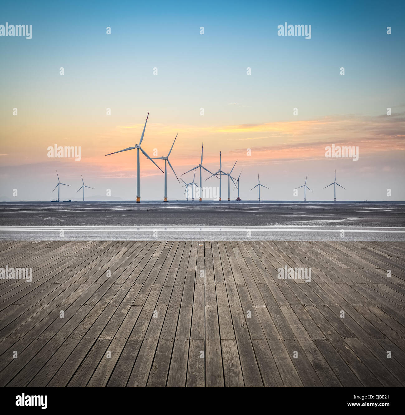 Offshore wind farms hi-res stock photography and images - Alamy