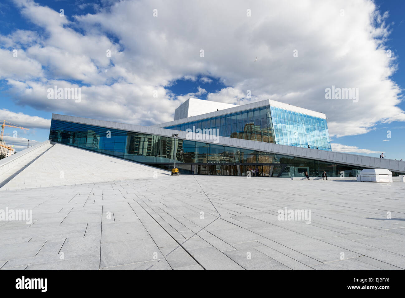 Summer at opera house hi-res stock photography and images - Alamy