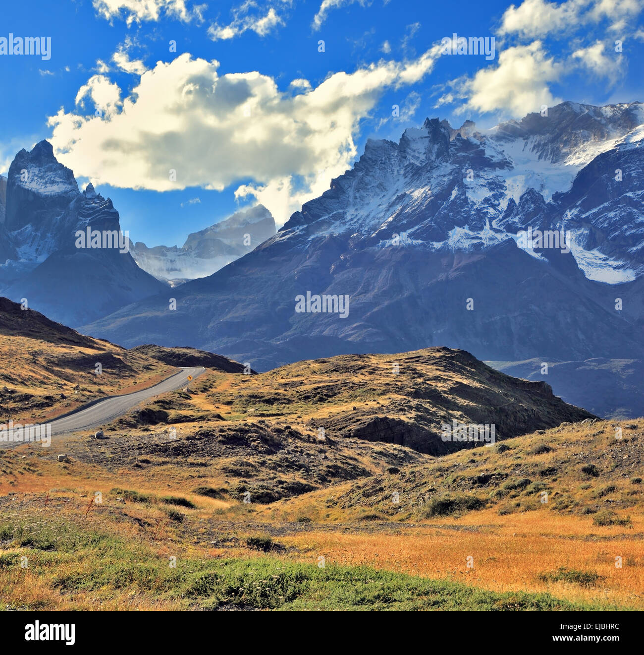 The Gravel Road Stock Photo Alamy the-gravel-road-stock-photo-alamy