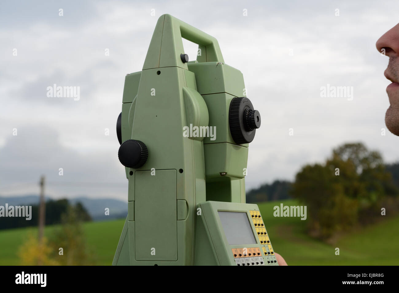 Total station hi-res stock photography and images - Alamy