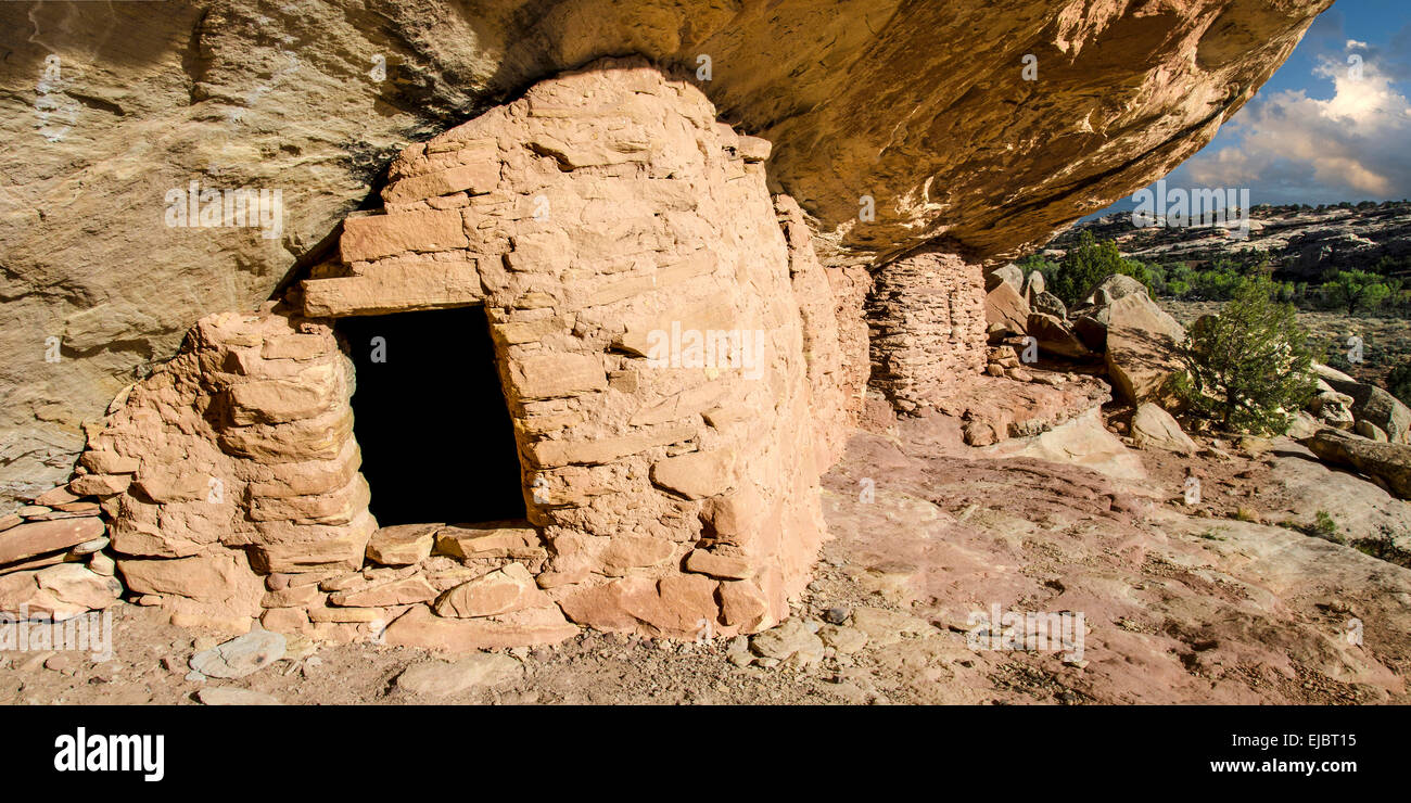 Ancient Puebloan ruins near Blanding, Utah Stock Photo - Alamy