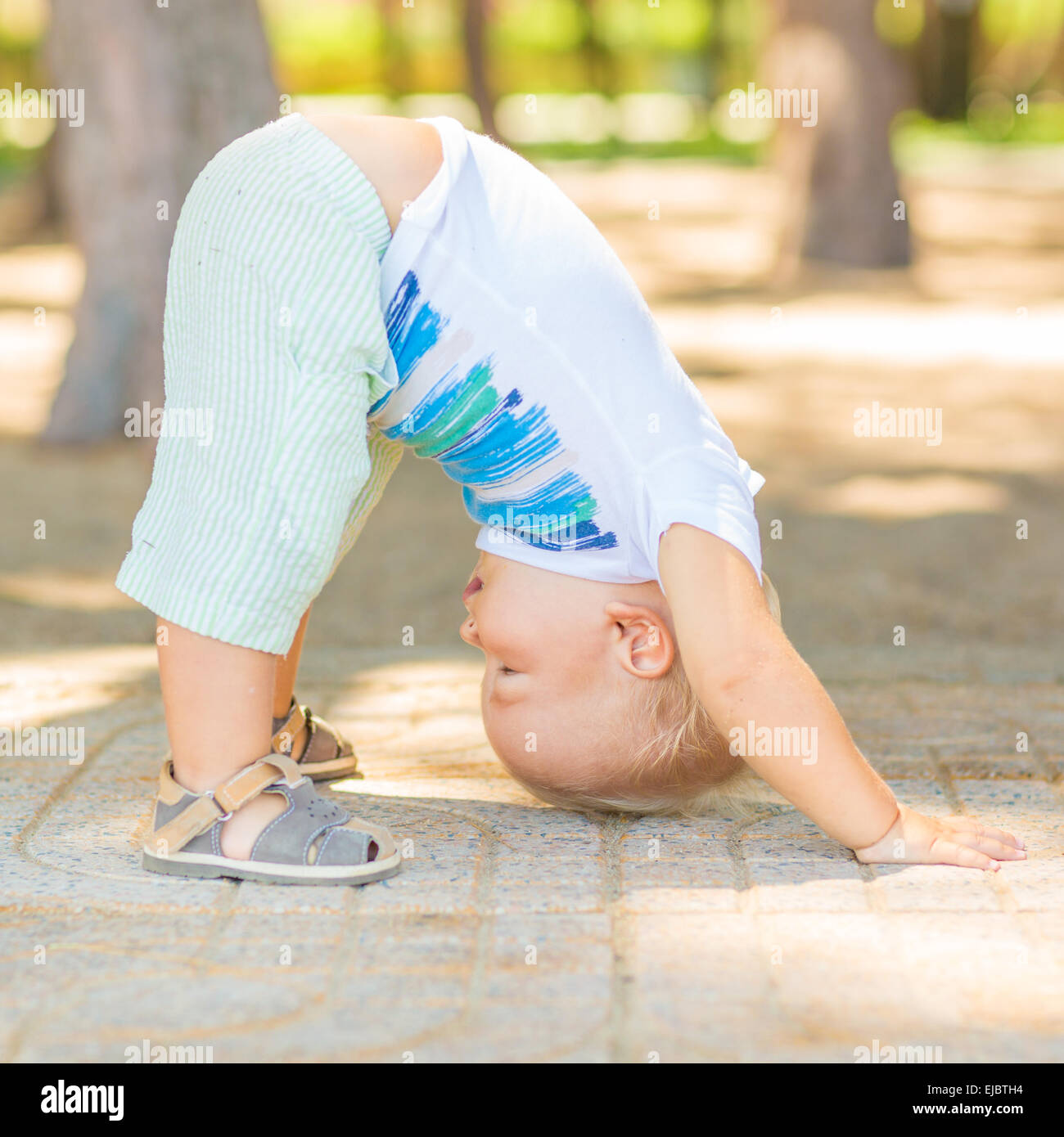 Asana baby hi-res stock photography and images - Alamy