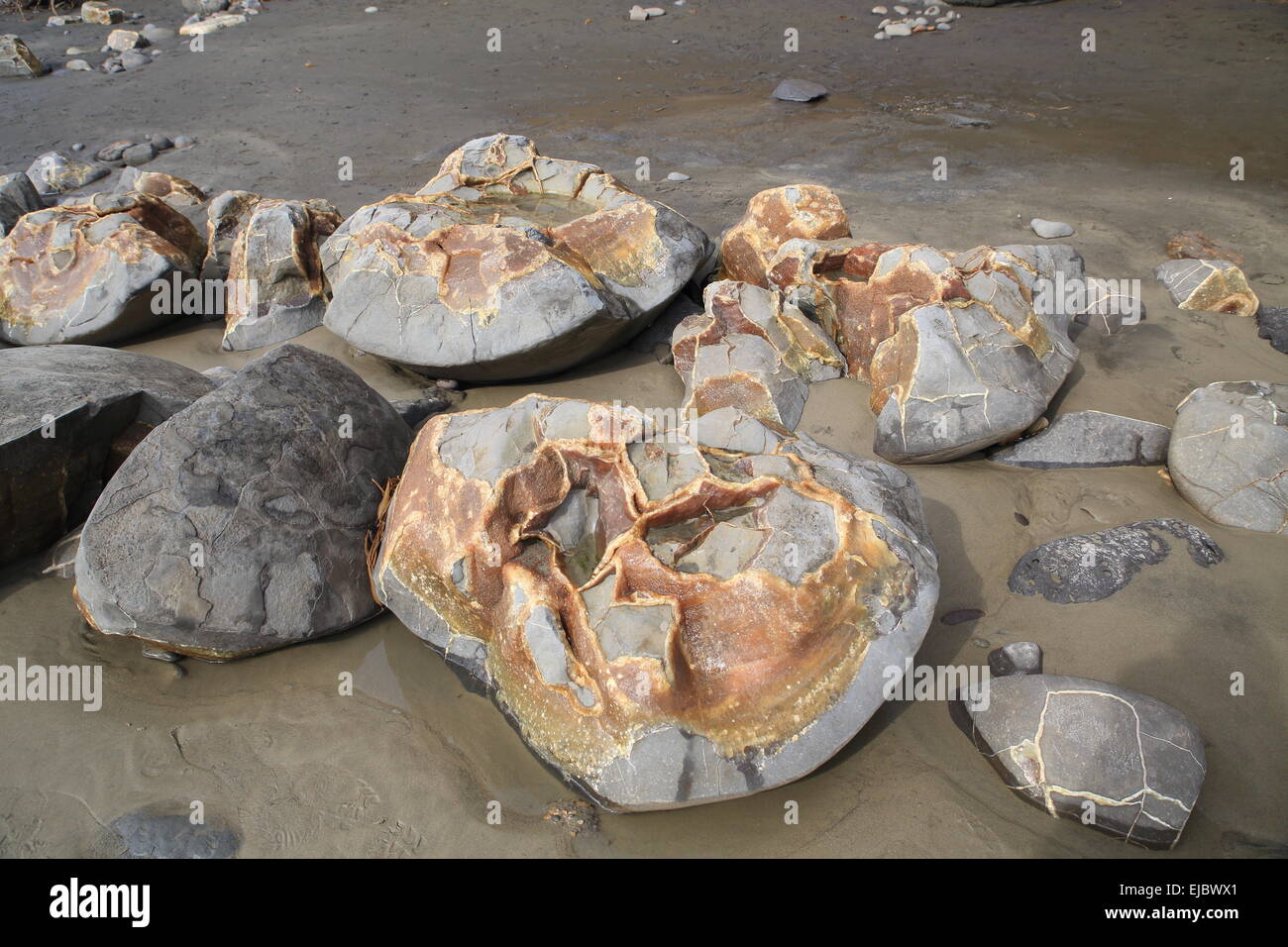 Moeraki Boulders New Zealand Stock Photo - Alamy