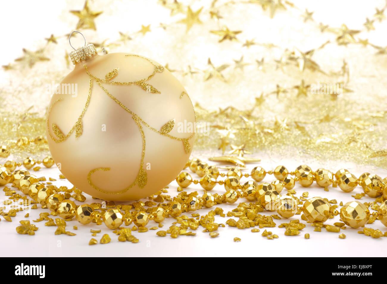 Red fiddle abstract hi-res stock photography and images - Alamy