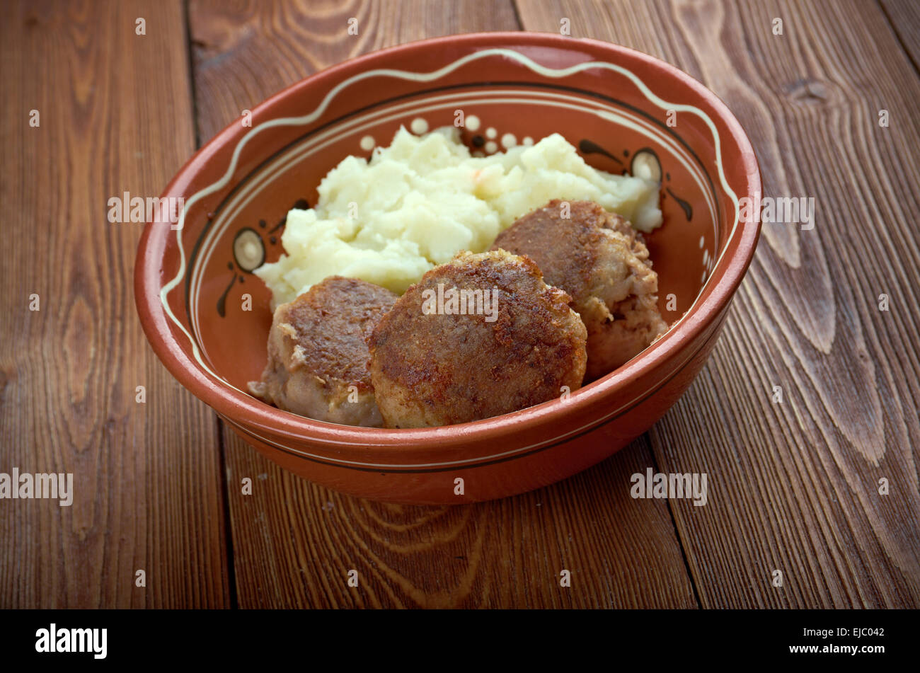 Beef collops hi-res stock photography and images - Alamy