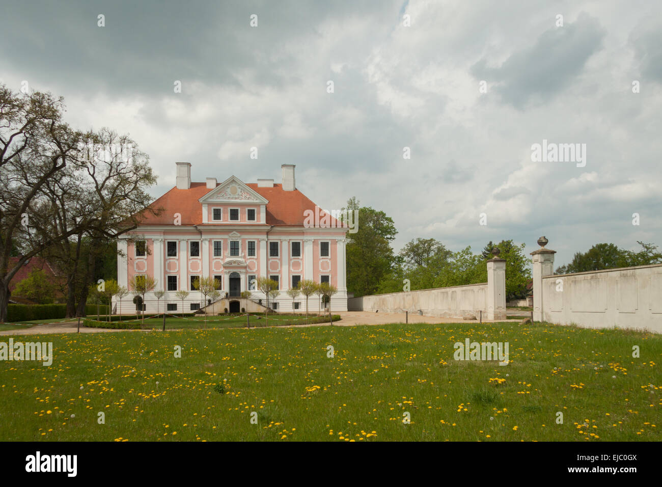 Rietz Castle with garden Stock Photo - Alamy