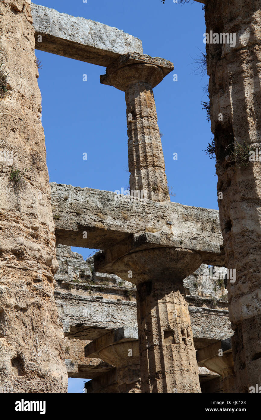 Temple of Hera (Temple of Neptune Stock Photo - Alamy