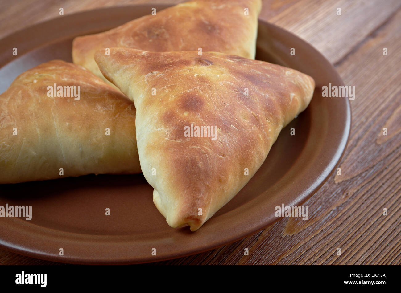 Pakistani samosa hi-res stock photography and images - Alamy