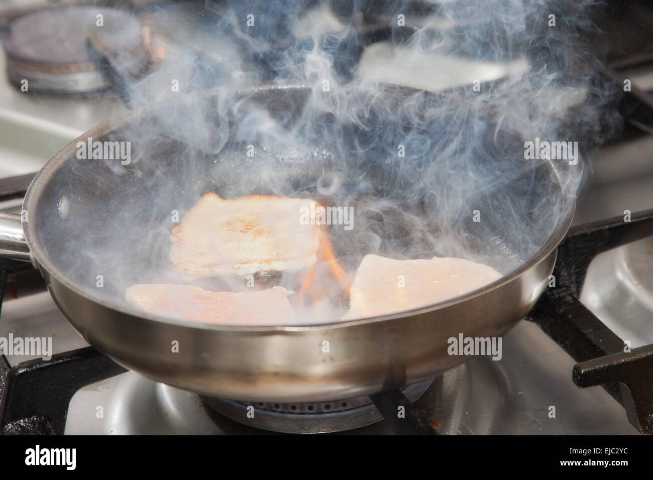 Hot dish in frying pan hi-res stock photography and images - Alamy