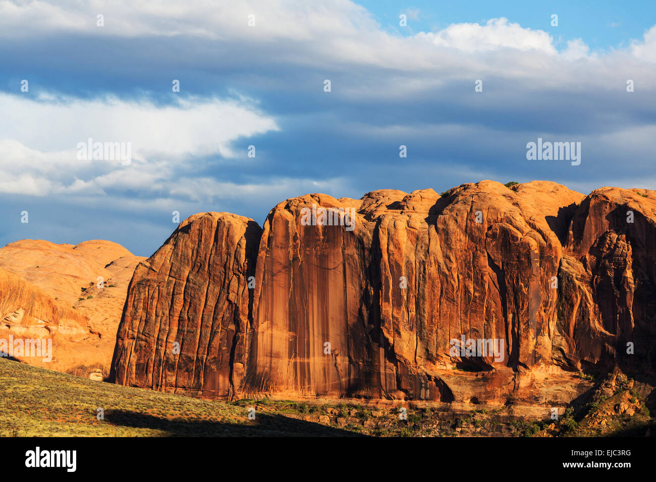 Arid landscap hi-res stock photography and images - Alamy