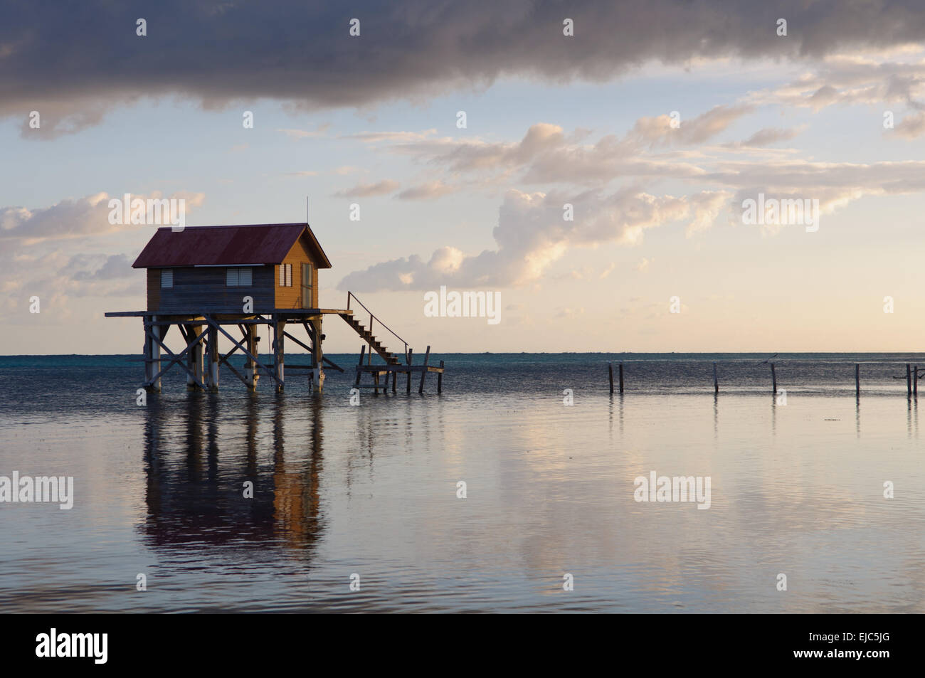 House on the Ocean Stock Photo - Alamy