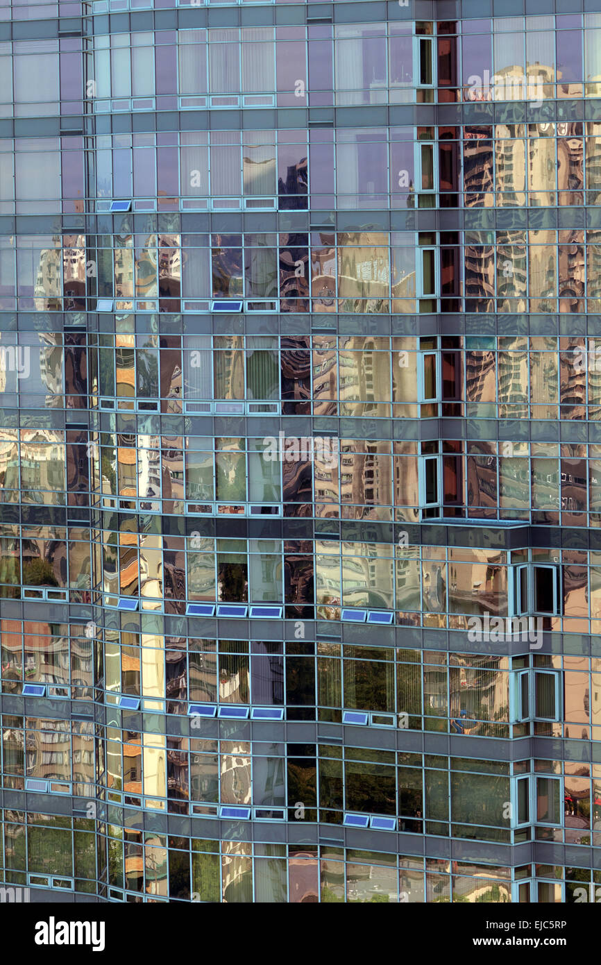 Window front with mirroring Stock Photo - Alamy