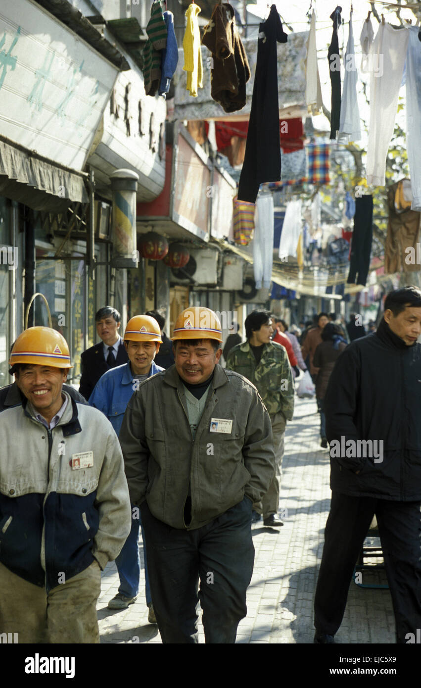 China arbeit hi-res stock photography and images - Alamy
