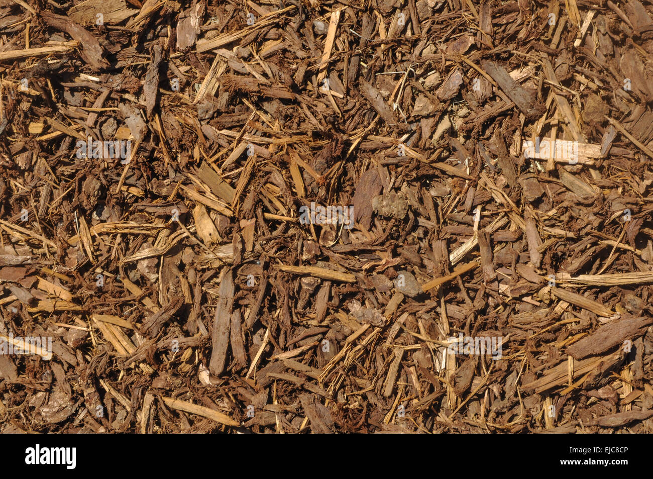 Timber mulch hi-res stock photography and images - Alamy