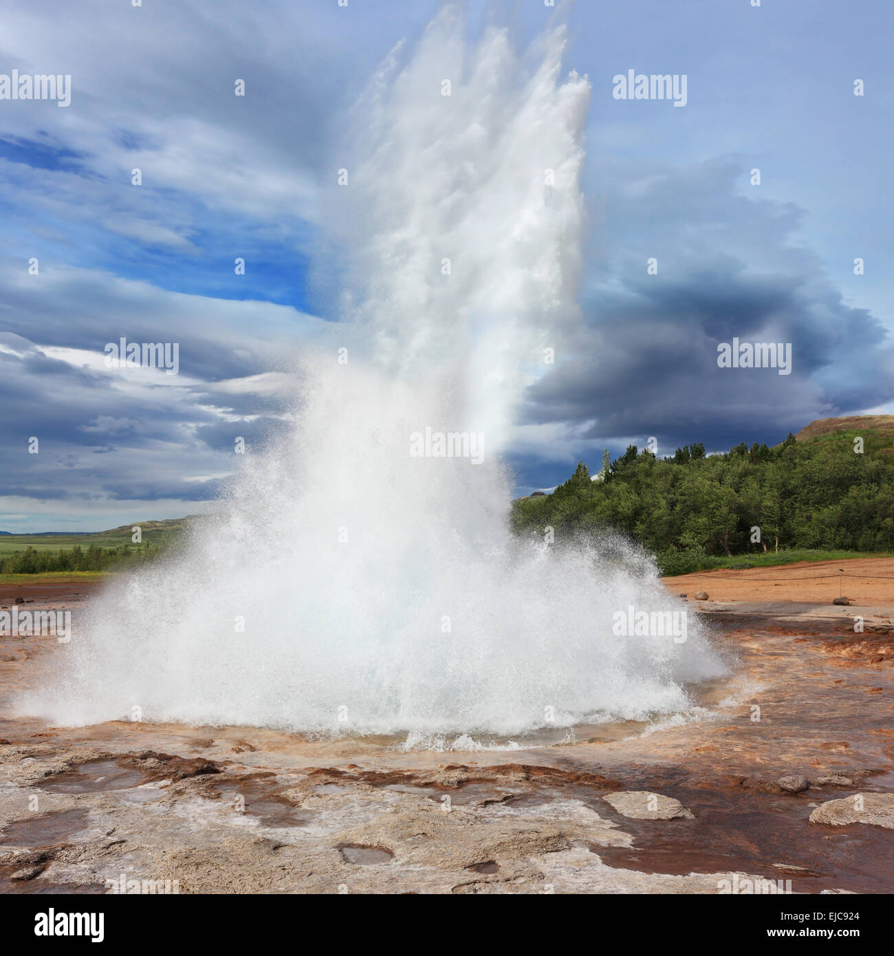 Steam column hi-res stock photography and images - Alamy