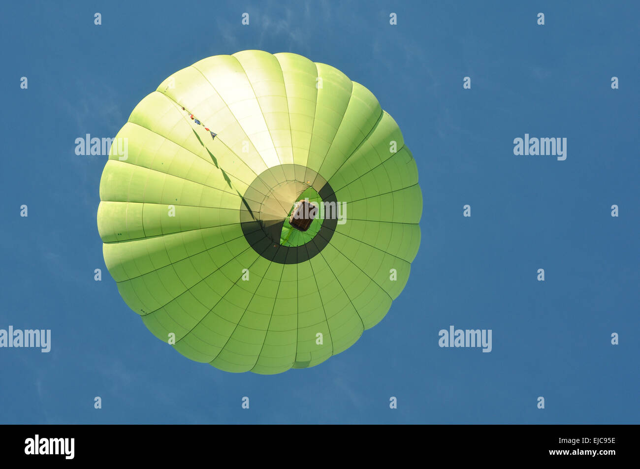 Green Hot Air Balloon Stock Photo - Alamy