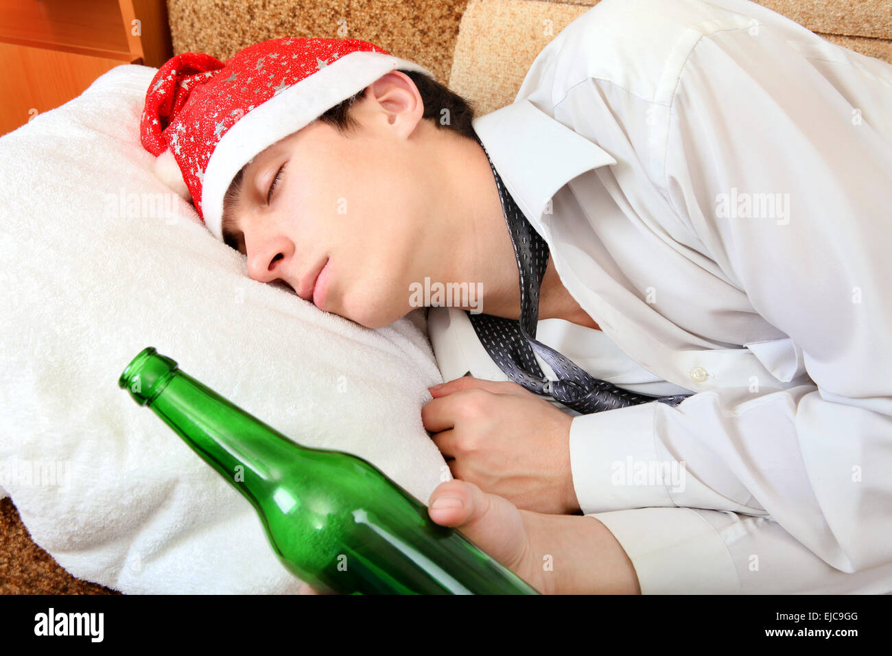 Drunken teen hi-res stock photography and images - Alamy