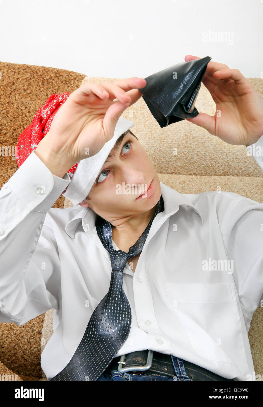 Sad man empty wallet hi-res stock photography and images - Alamy