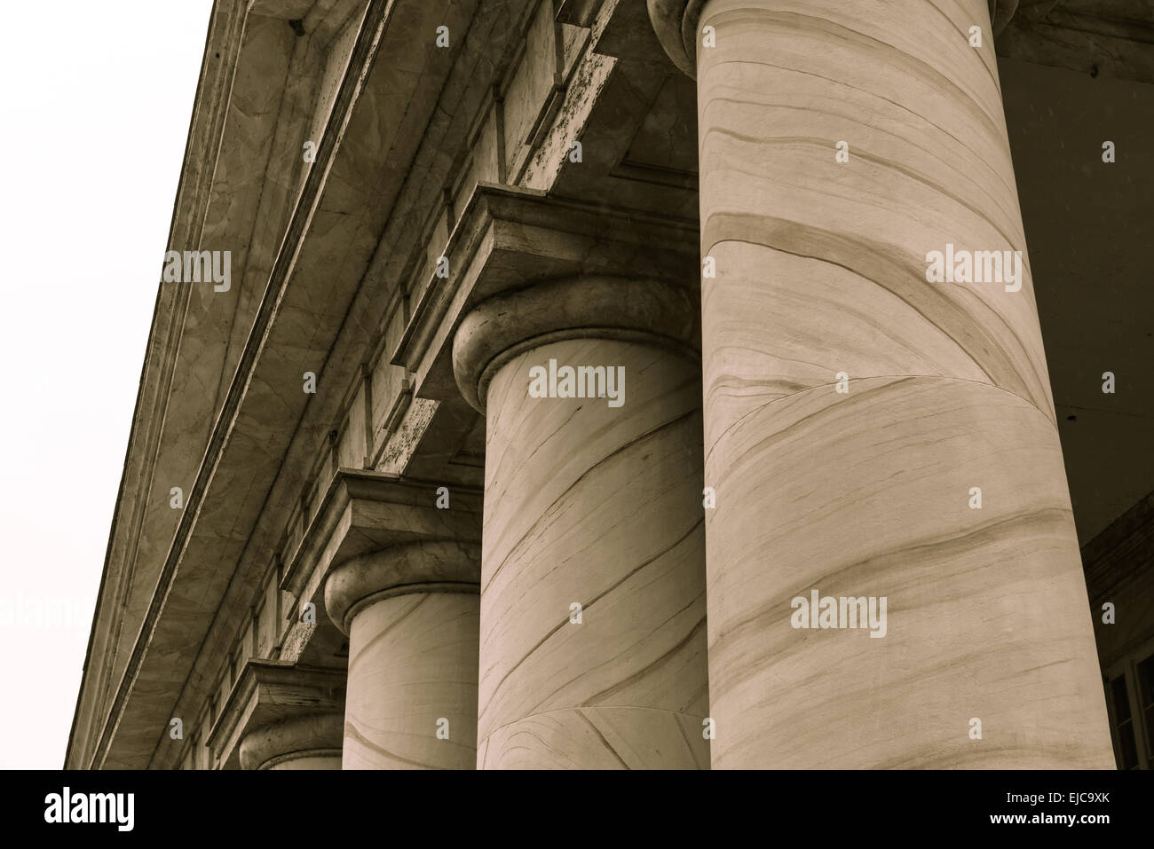 Stone buildi hi-res stock photography and images - Alamy