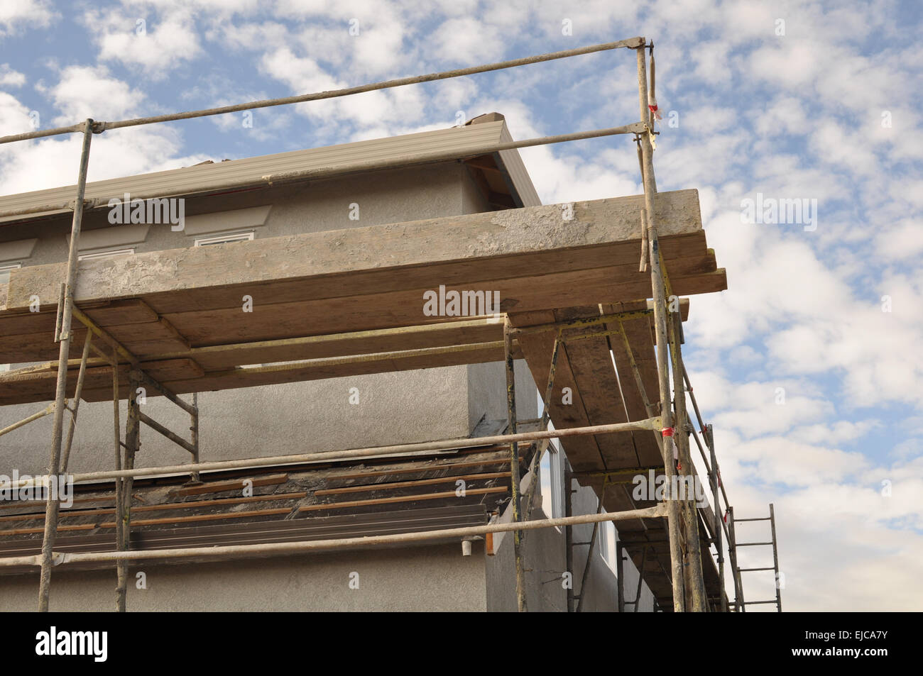 New Home Construction Scaffolding Stock Photo - Alamy