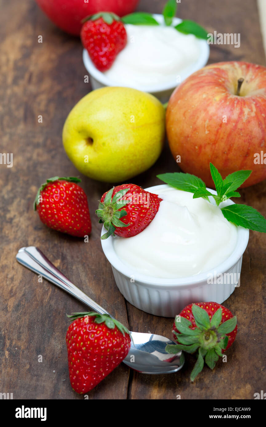 fruits and yogurt Stock Photo - Alamy