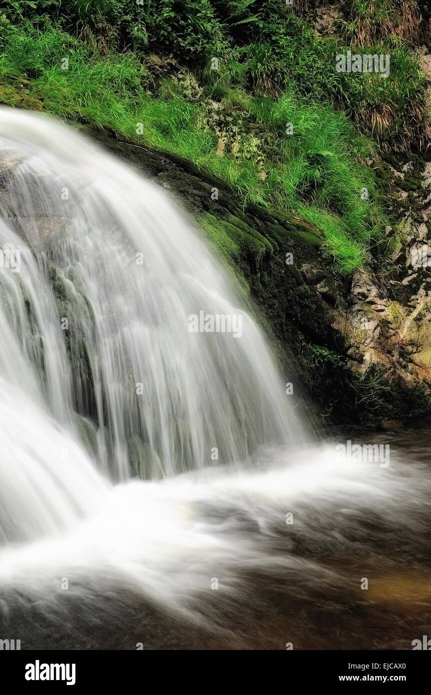 Water flow on soft Stock Photo - Alamy