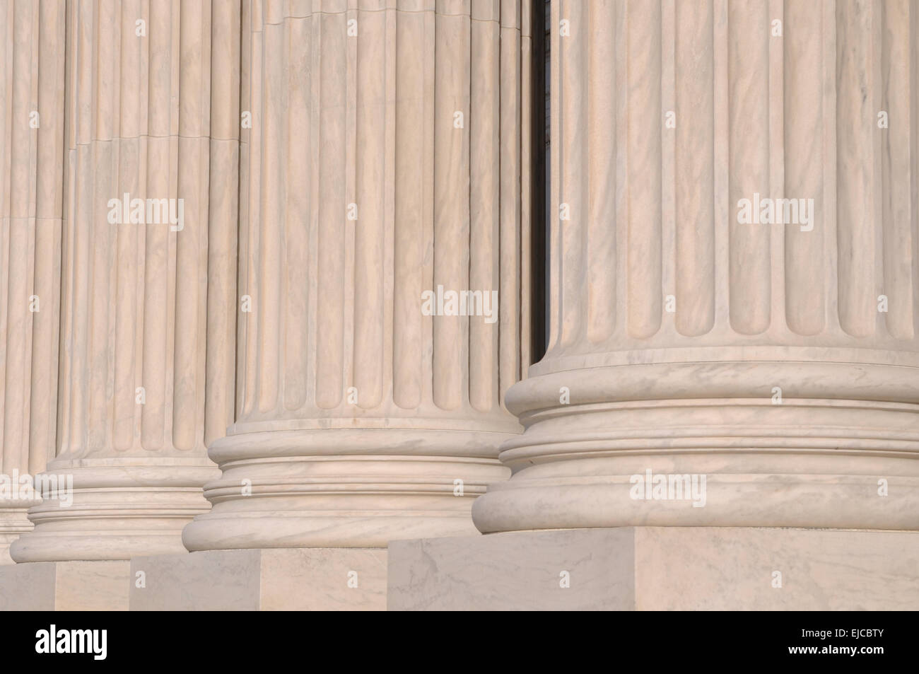 Pillars court hi-res stock photography and images - Alamy