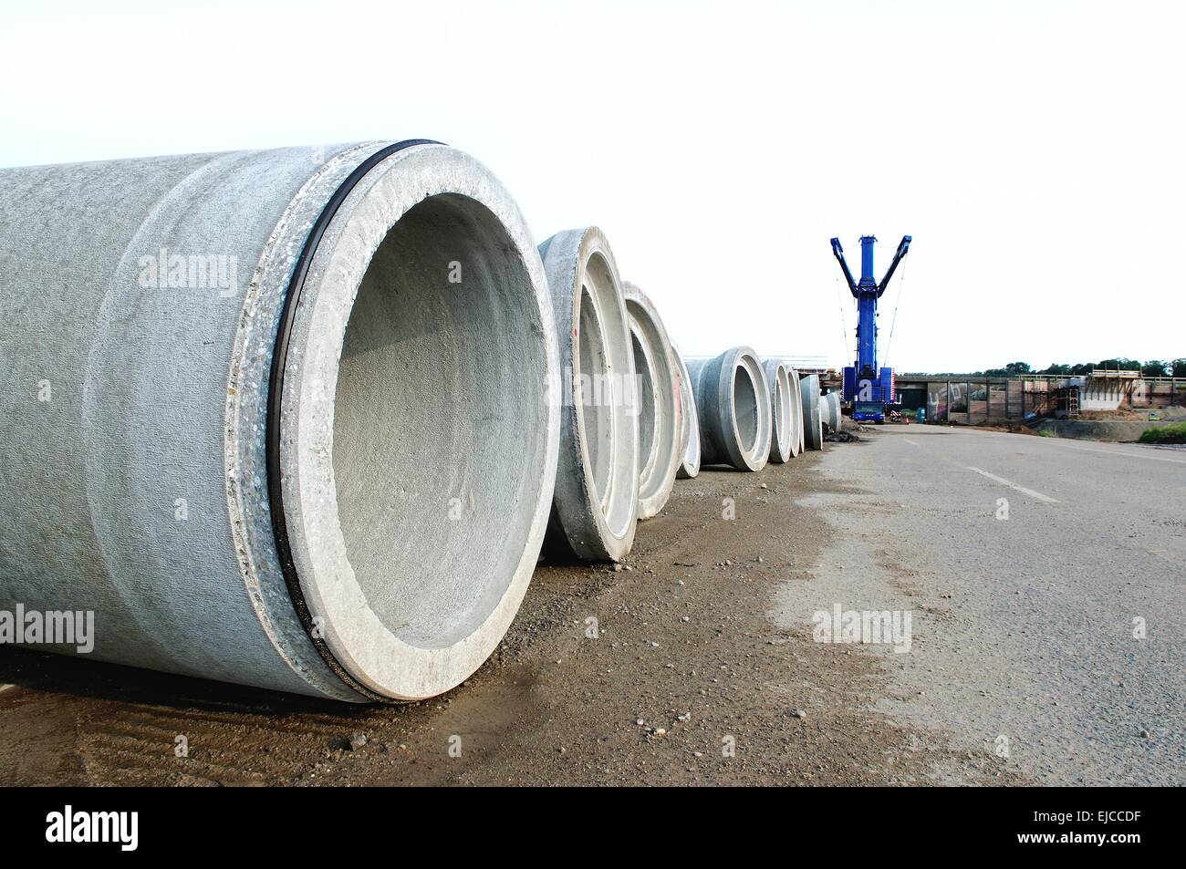 Concrete crane hi-res stock photography and images - Alamy