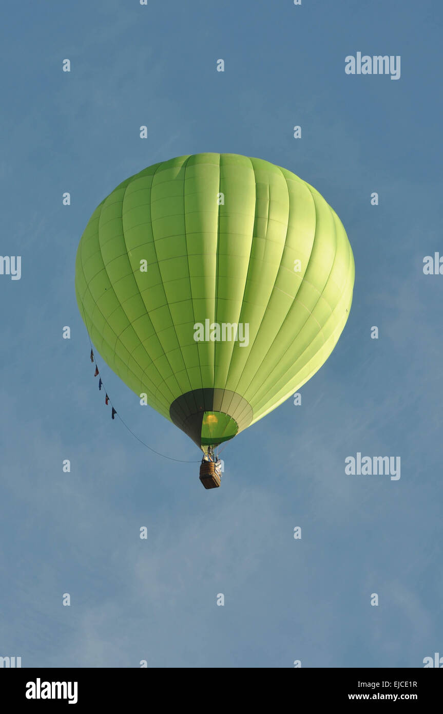 Green Hot Air Balloon Stock Photo - Alamy
