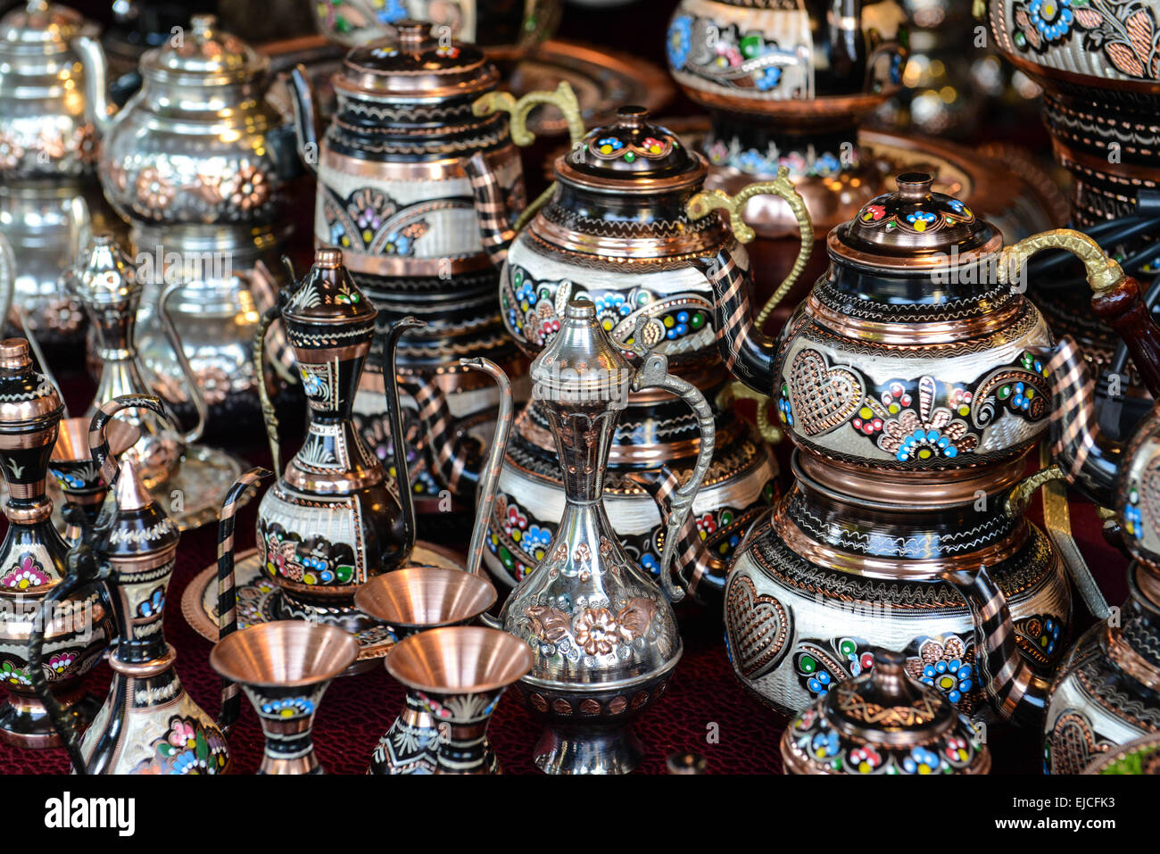 Turkish Teapots for Sale in Istanbul Turkey Stock Photo - Alamy