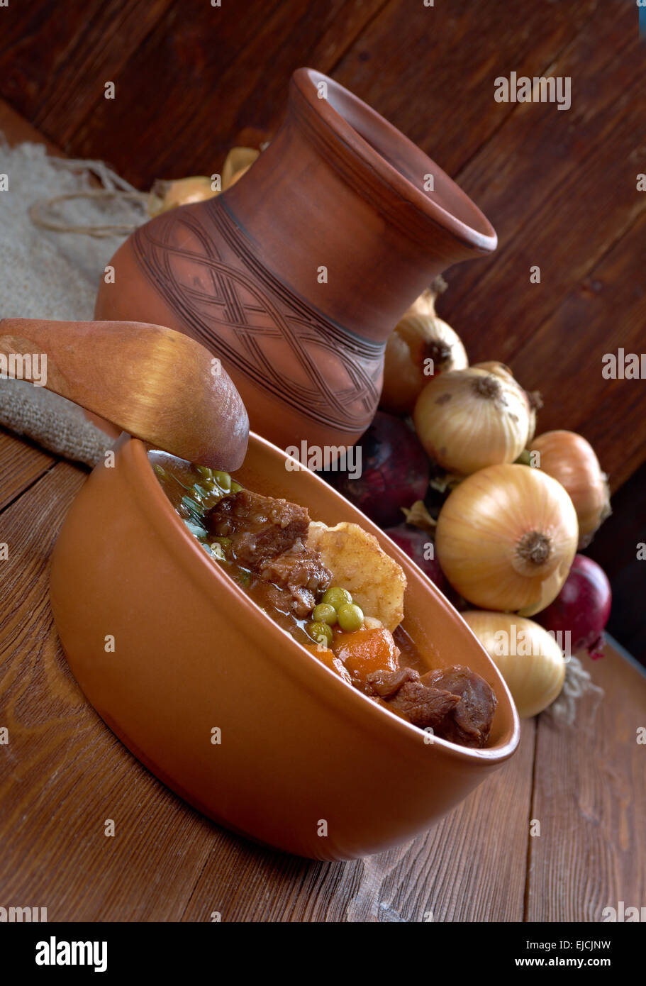 Beef fricassee hi-res stock photography and images - Alamy