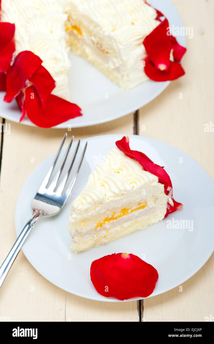 whipped cream mango cake Stock Photo - Alamy