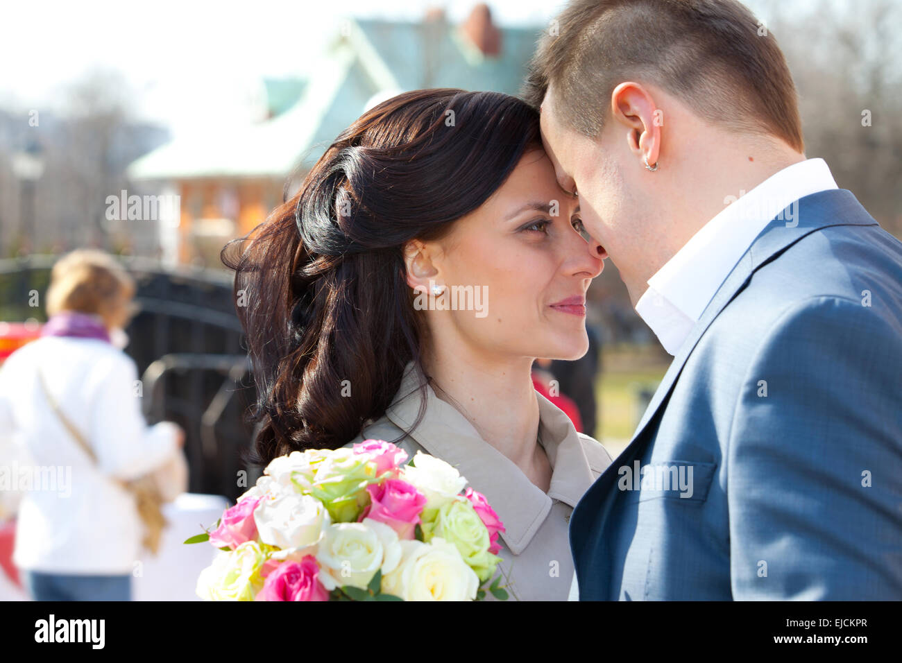 bride and groom Stock Photo - Alamy