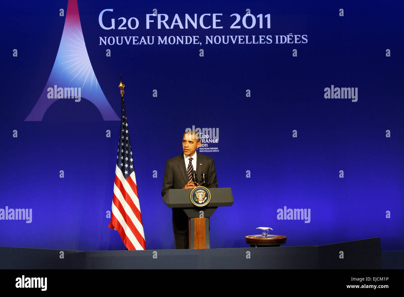 BARACK OBAMA PRESIDENT OF THE UNITED STATES 04 November 2011 PALAIS DE ...