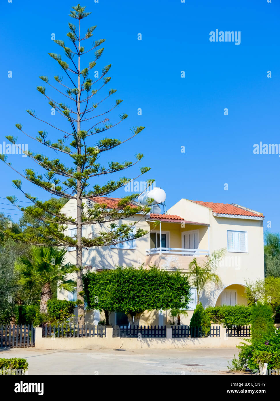 house on the island of Cyprus Stock Photo - Alamy
