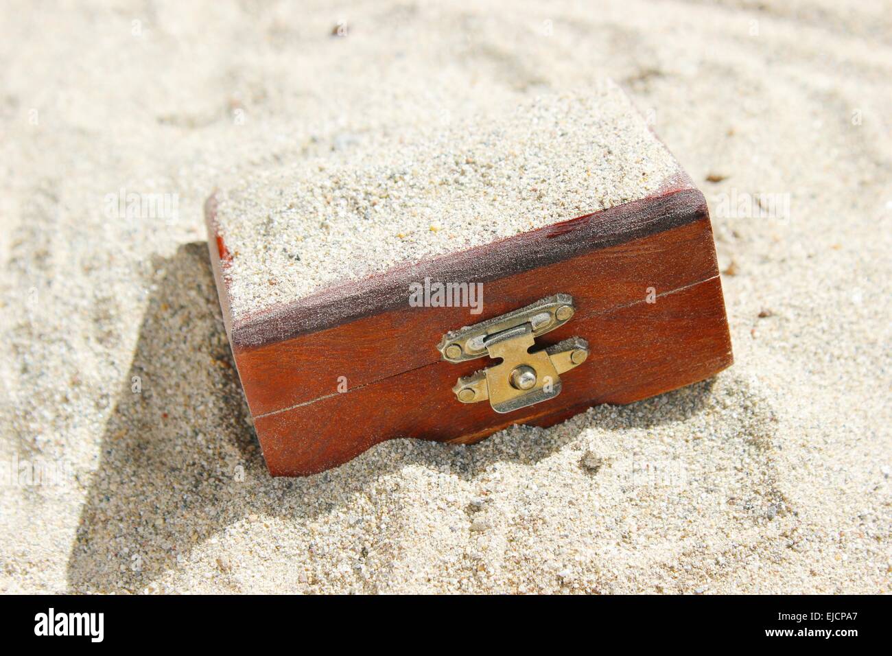 Buried in sand hi-res stock photography and images - Alamy
