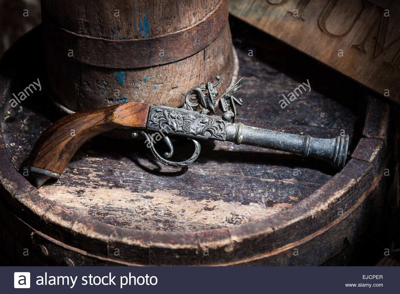 Vintage Black Powder Gun High Resolution Stock Photography and Images ...