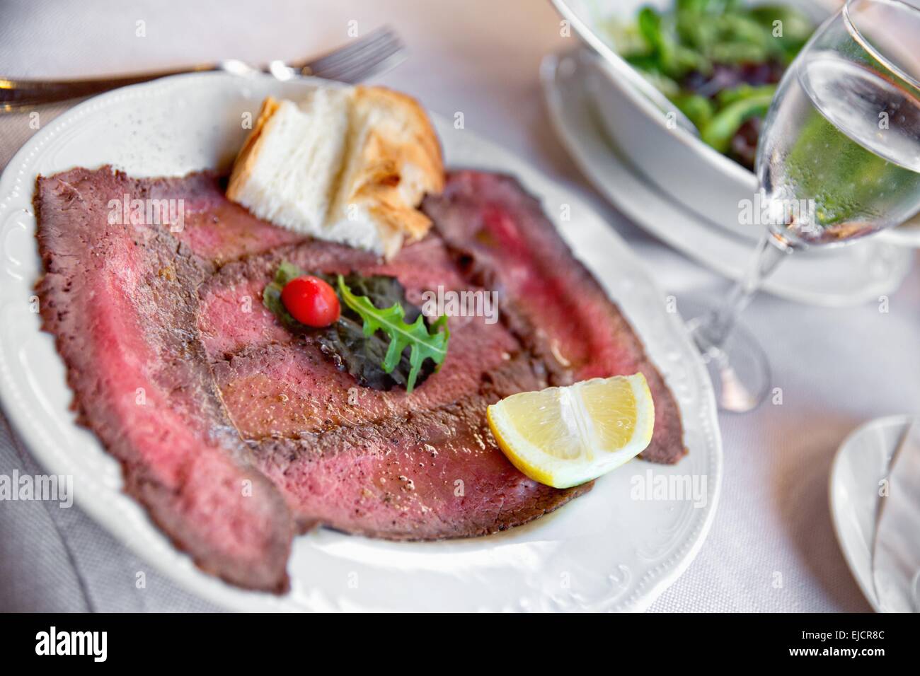 Sliced cooked beef hi-res stock photography and images - Alamy
