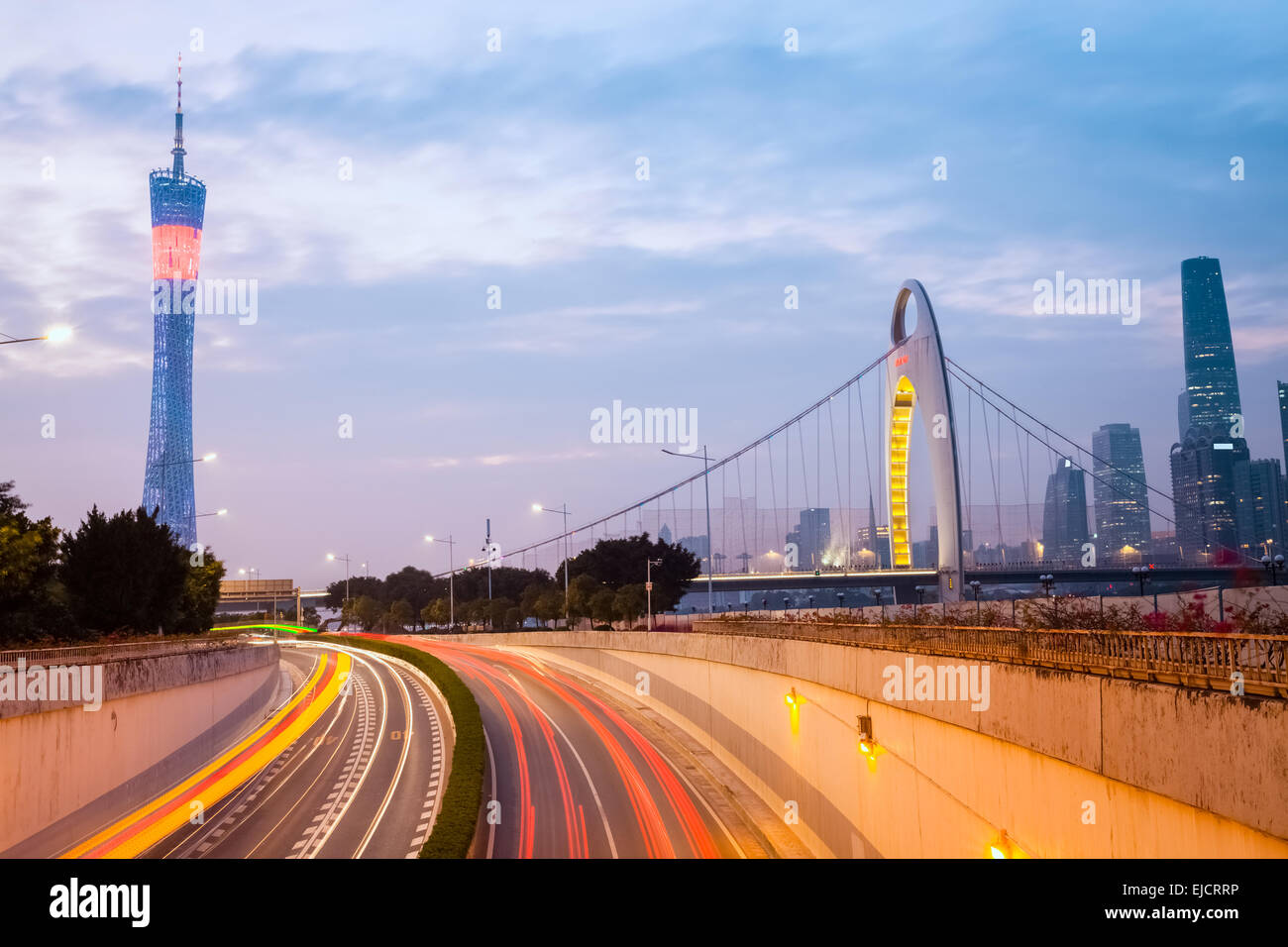 Skyline in guangzhou guangdong hi-res stock photography and images - Alamy
