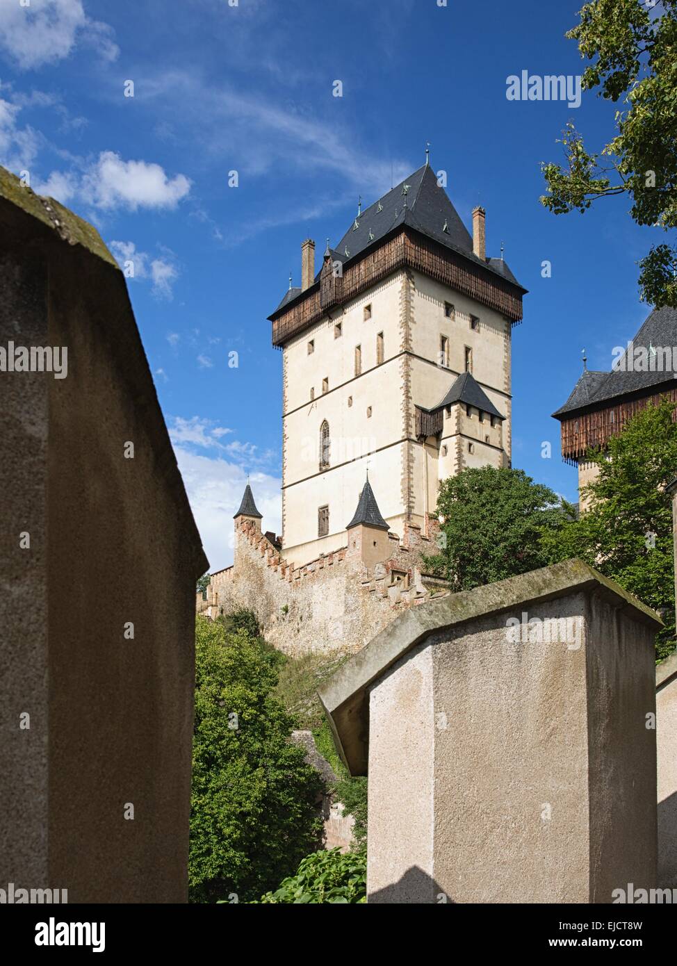 Karlstejn castle royal gothic castle hi-res stock photography and ...