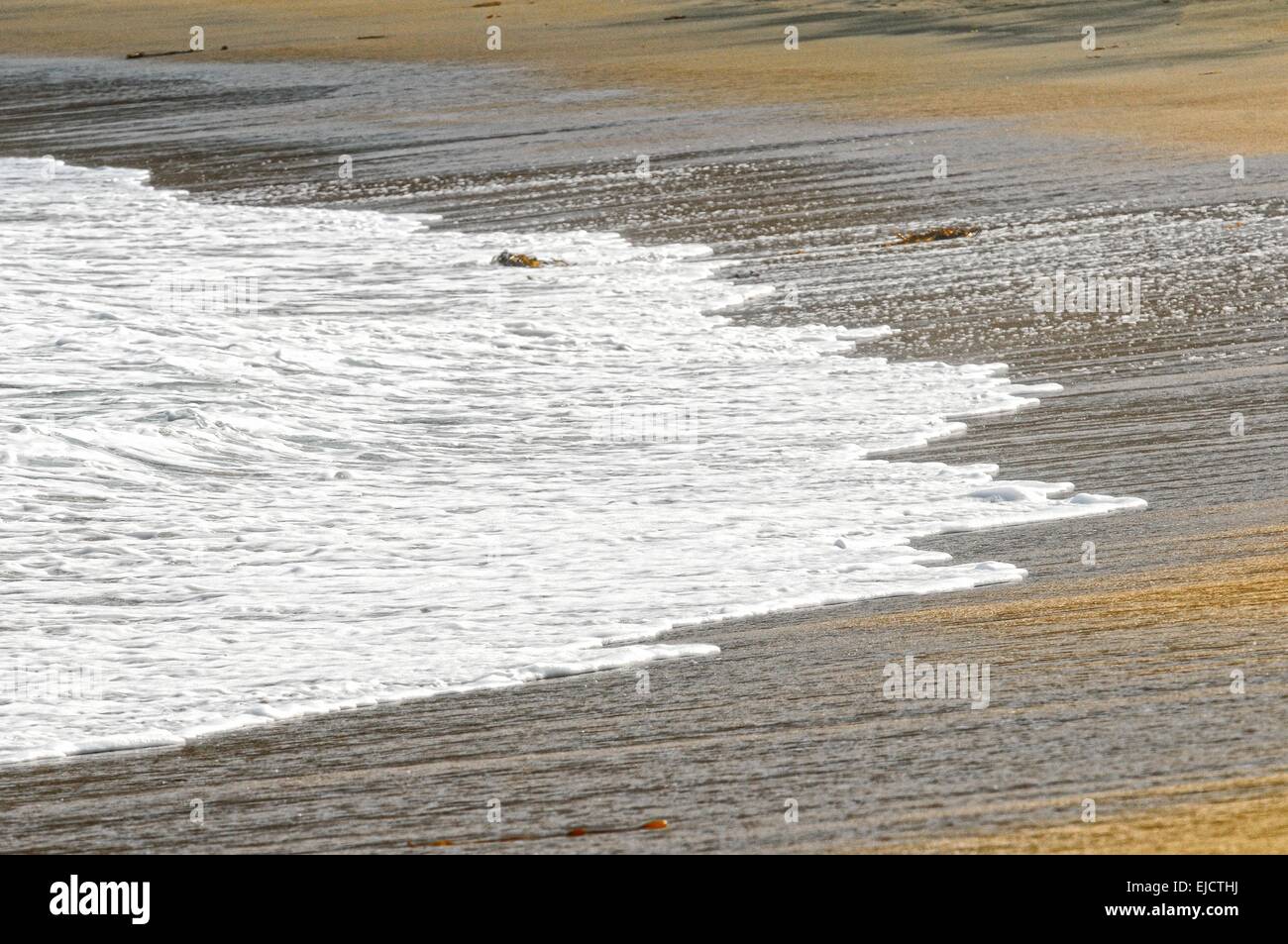 Waves on the Pacific coast in Peru Stock Photo - Alamy