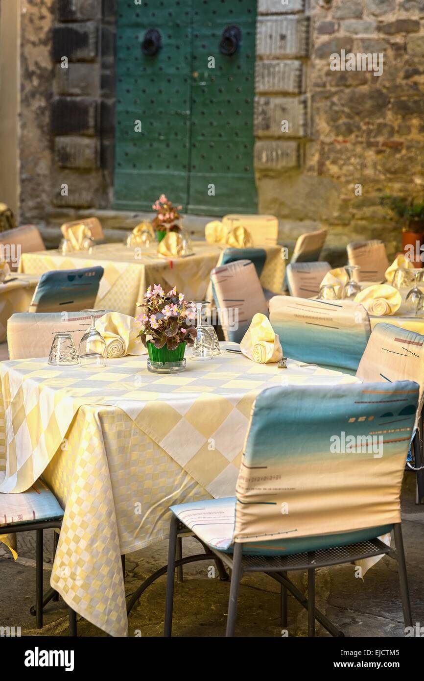 Typical small cafe in Tuscany Stock Photo - Alamy