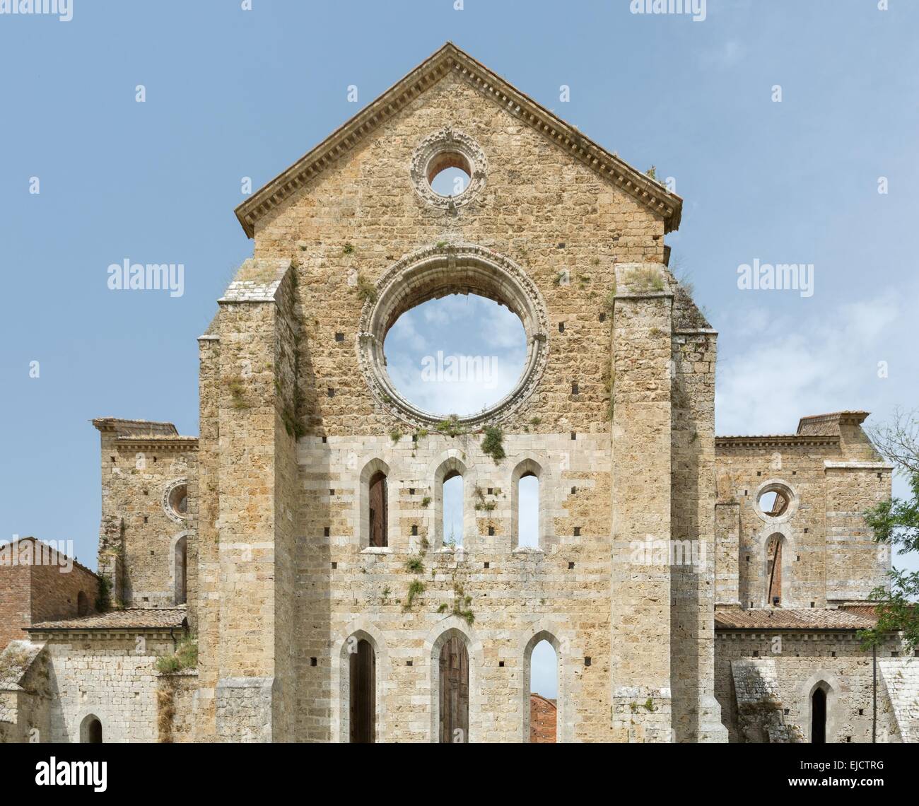 12th century built hi-res stock photography and images - Alamy