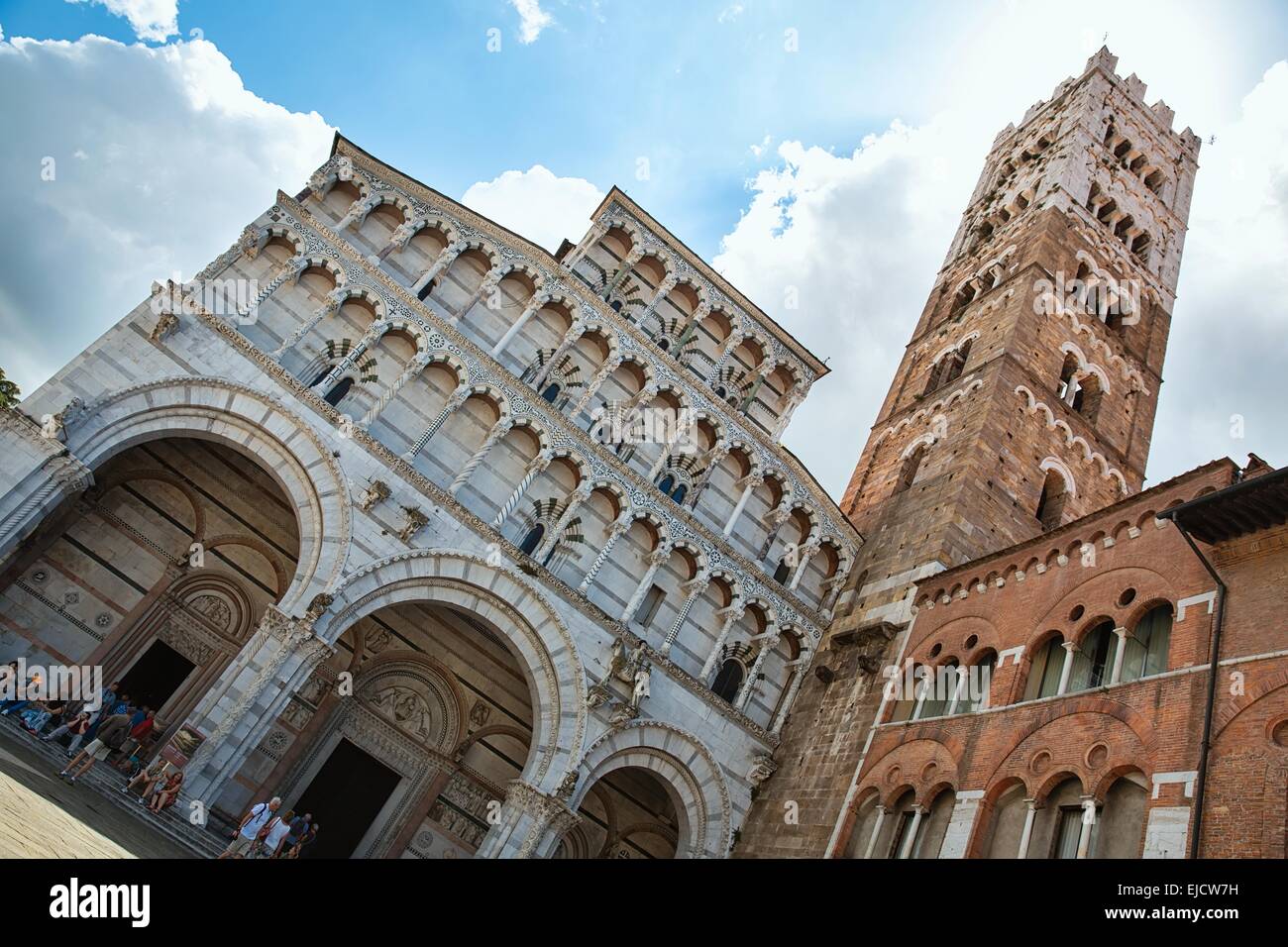 Lucca roman catholic hi-res stock photography and images - Alamy