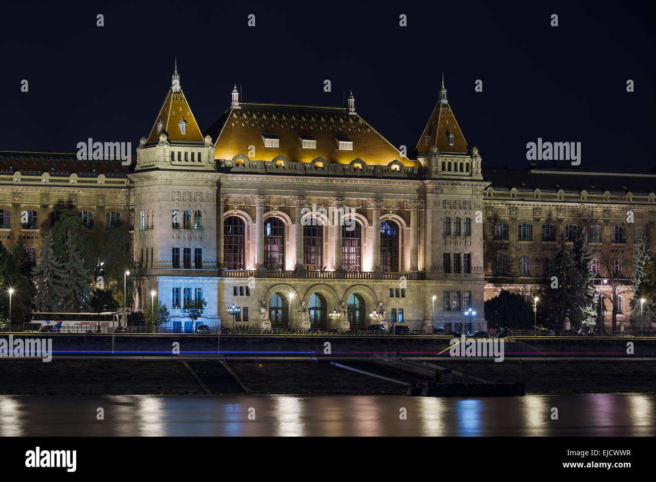 Budapest university of technology and economics hi-res stock photography and images - Alamy