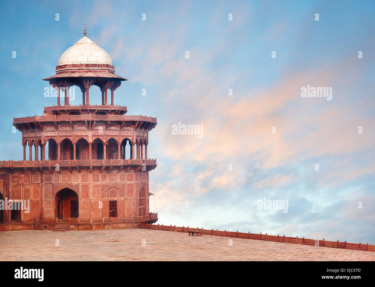 Fort Tower of Taj Mahal complex Stock Photo - Alamy