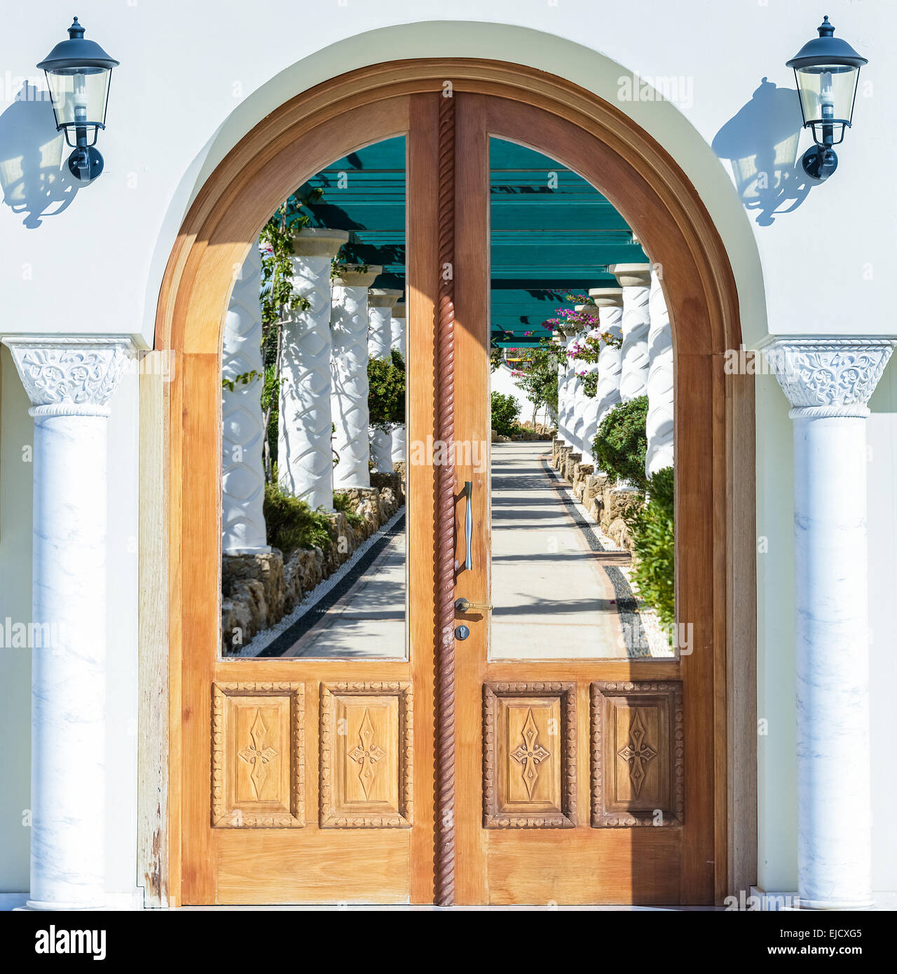 Access arch hi-res stock photography and images - Alamy