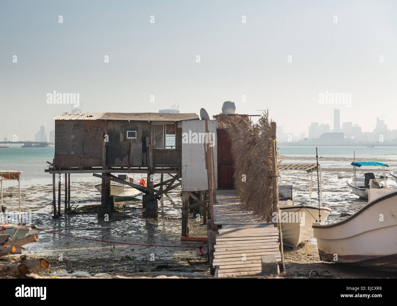 Fishermans shack on waterfront in Bahrain Stock Photo - Alamy