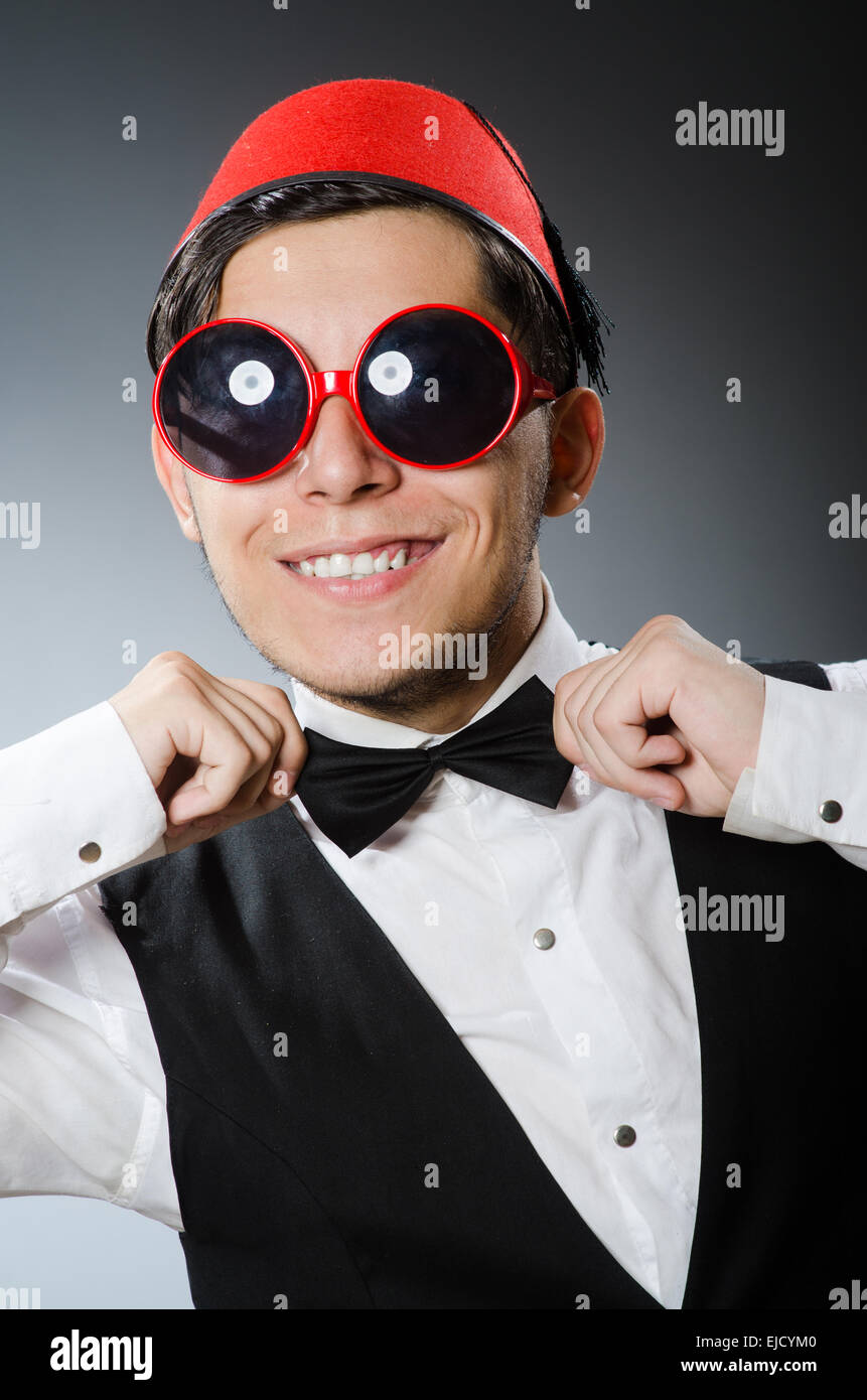 Man wearing traditional turkish hat fez Stock Photo - Alamy